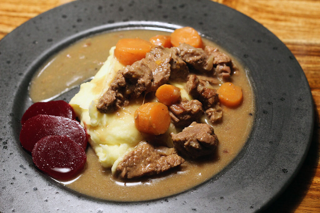 Kalops - svensk simreret - Piskeriset på Eventyr